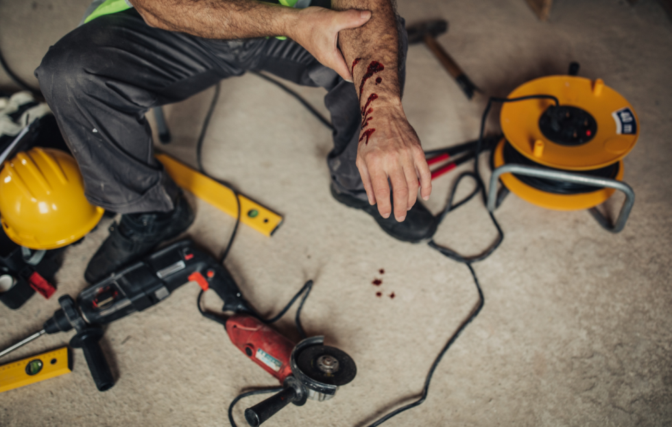 Dangers of Metalworking: Health Risks, Safety Tips & Compliance Guide